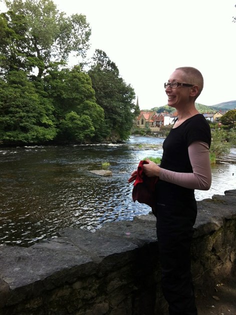 Simone Hibbert is fundraising for Cancer Research UK