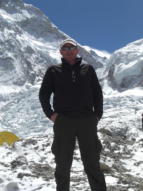 Alan Rayner is fundraising for Cancer Research UK