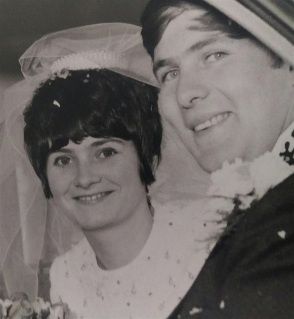 Tracey Smart is fundraising for Cancer Research UK