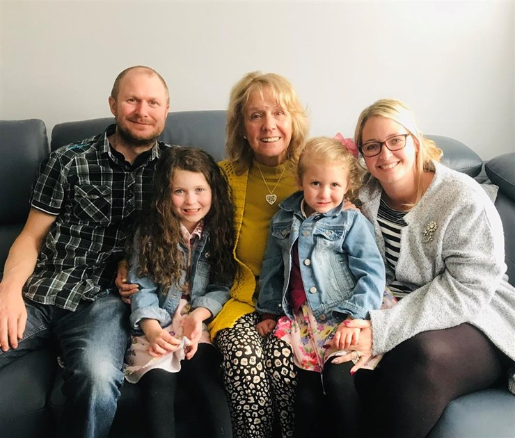 Lara Jefferies is fundraising for Bowel Cancer UK