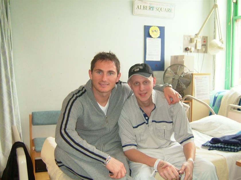 Simon Gold is fundraising for Teenage Cancer Trust