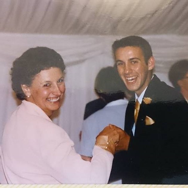 Simon Holman Seashell Trust is fundraising for Seashell Trust