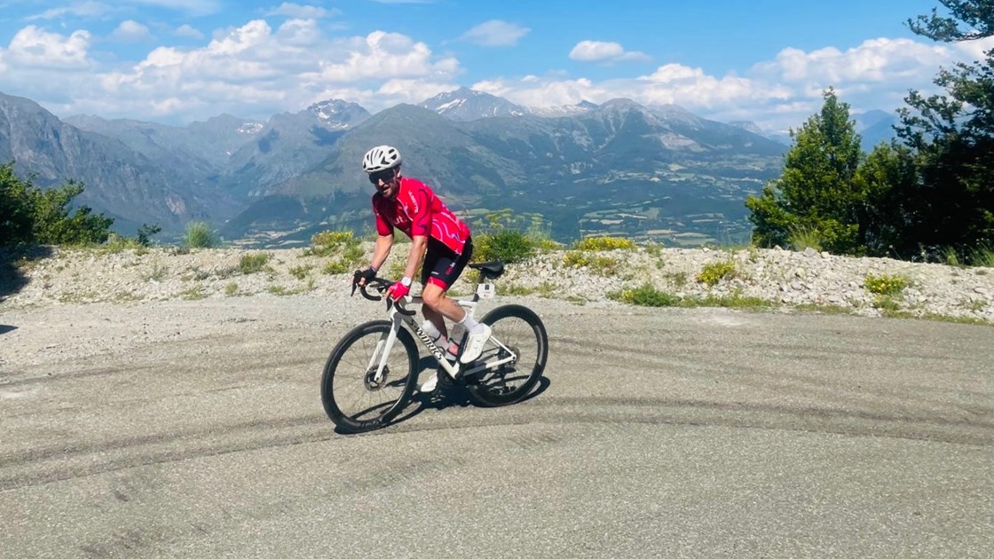 Jonathan Zweig is fundraising for Cure Leukaemia