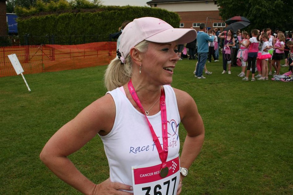 Karen Currie is fundraising for Cancer Research UK