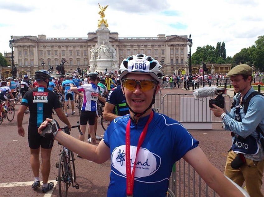 James Crawshaw is fundraising for Macmillan Cancer Support