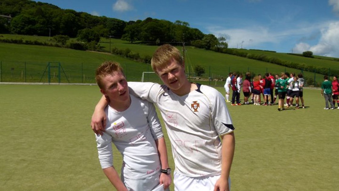 callum smiles is fundraising for Help for Heroes