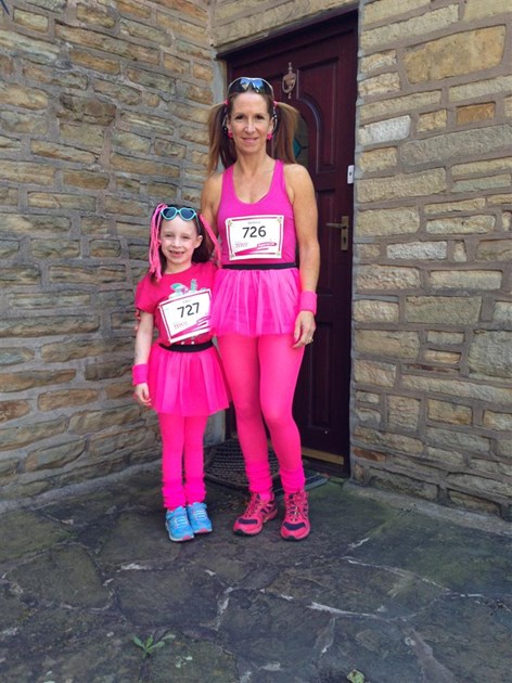 Victoria Whittaker is fundraising for Cancer Research UK