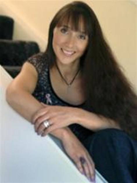 Suzanne Fernando MBE BCAh is fundraising for Cancer Research UK