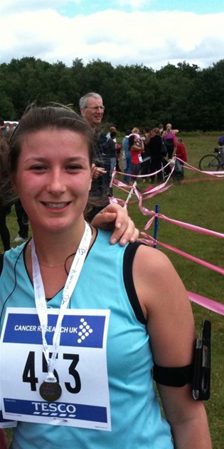 Nichola Smith is fundraising for Cancer Research UK