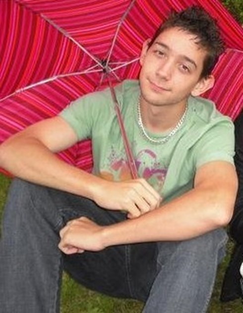 Kelly Booker is fundraising for Spurgeons