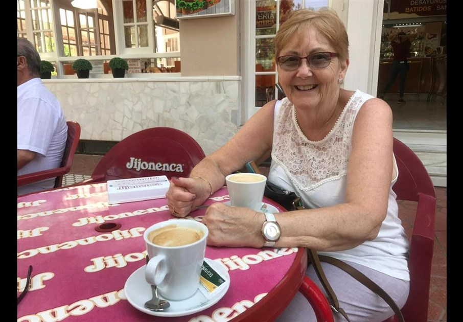 Sharon Hodgetts is fundraising for Cancer Research UK