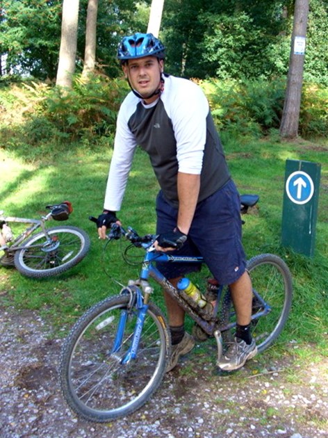 Benjamin Toms is fundraising for Cancer Research UK