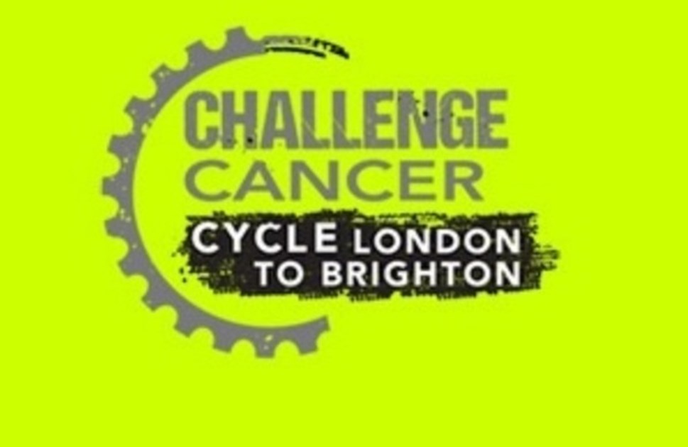 Amy Willmott is fundraising for Macmillan Cancer Support