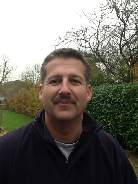 Rob Hanrahan is fundraising for Cancer Research UK