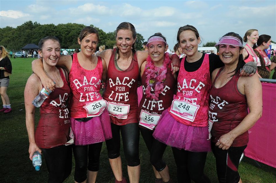 Anne-Mair Pickering is fundraising for Cancer Research UK