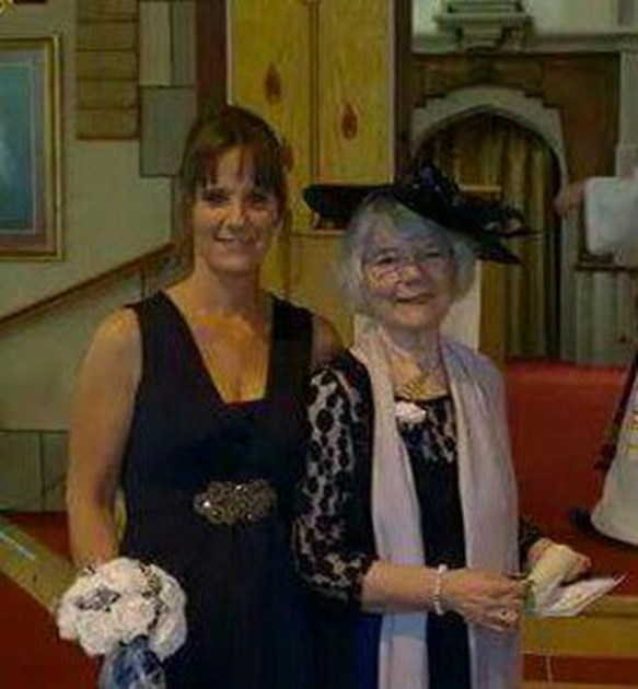 Lucy Hopkins is fundraising for Macmillan Cancer Support