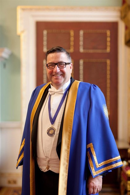 Neil Fullbrook is fundraising for Havens Hospices