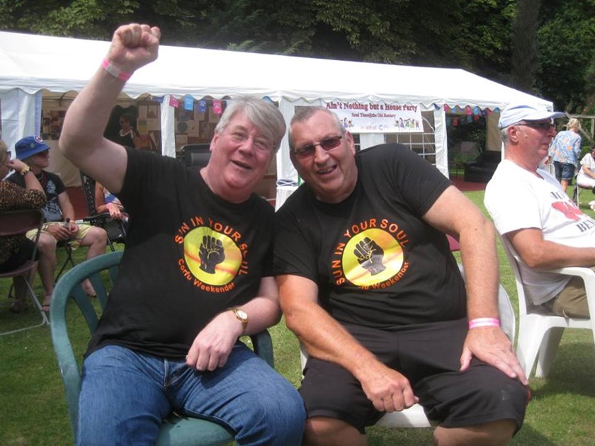 derek smiley is fundraising for Cancer Research UK