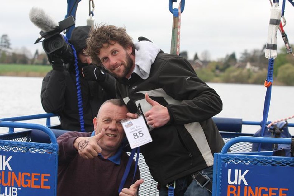 Gary Board is fundraising for Cancer Research UK