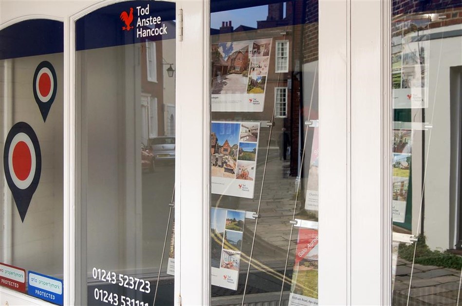 John Anstee is fundraising for Stonepillow