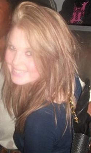 Natasha Rowe is fundraising for Cancer Research UK