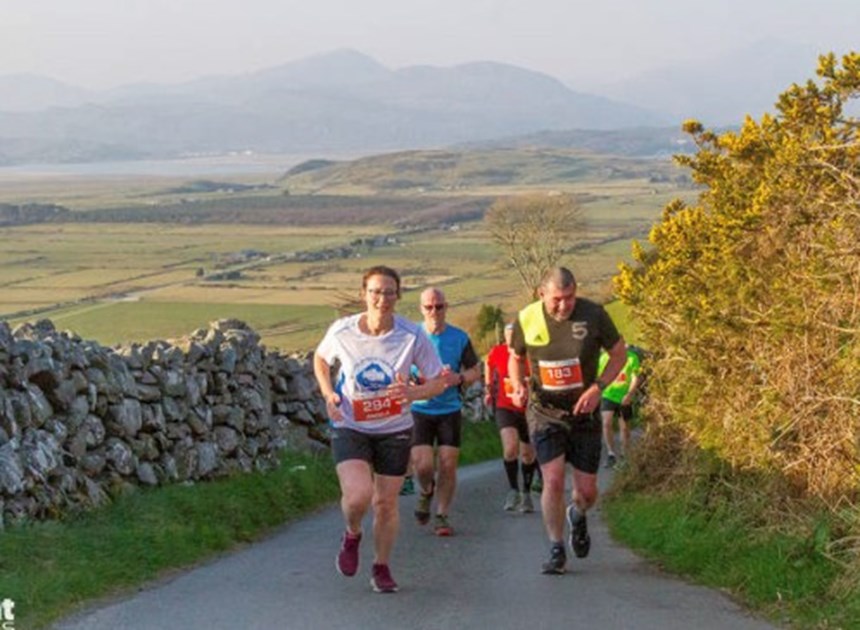 Jessica Davey is fundraising for Arthur Rank Hospice Charity