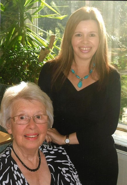 Amanda Timms is fundraising for Breast Cancer Now