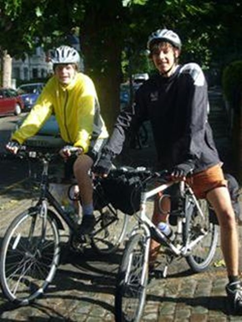 Elizabeth Hartigan is fundraising for Women's Environmental Network