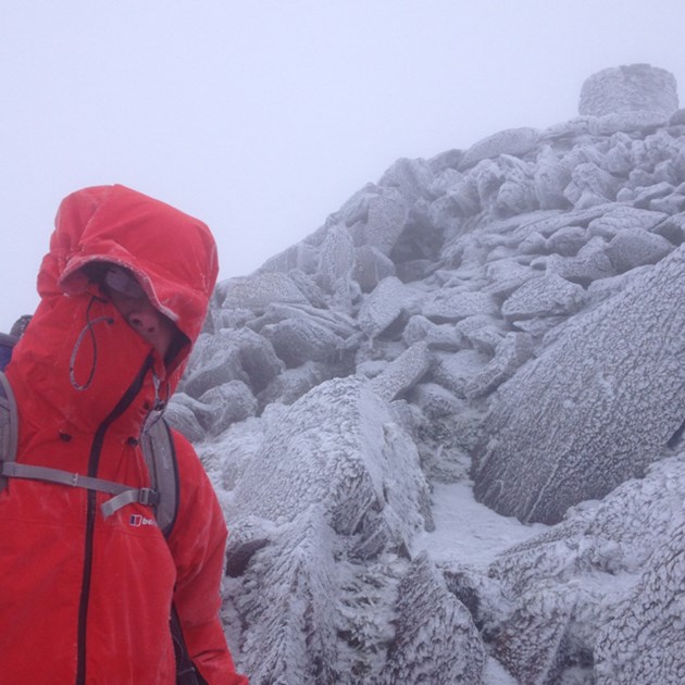 Lee Beckwith is fundraising for Cancer Research UK