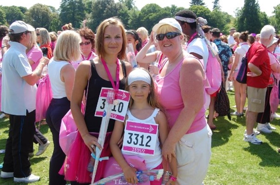 Kelly Greenaway is fundraising for Breast Cancer Care