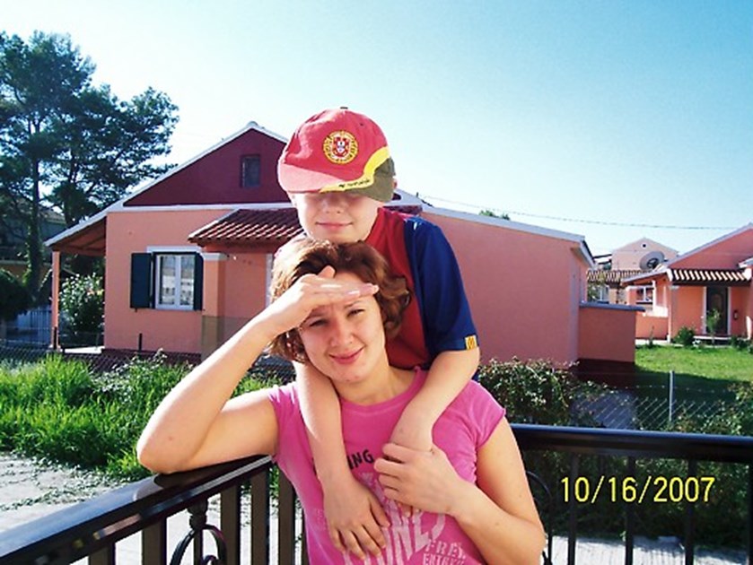 Sarah-Kaye Hook is fundraising for Children First