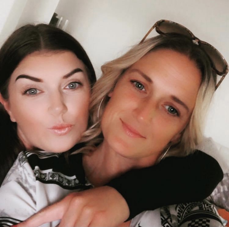 Janine Andrews is fundraising for Macmillan Cancer Support