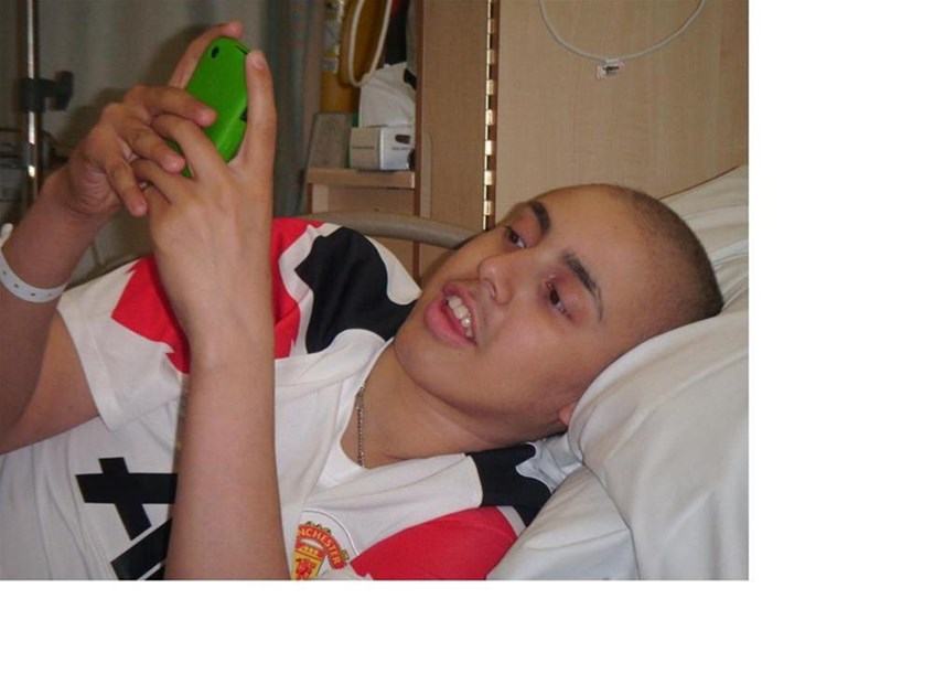 Mayada Hassan is fundraising for Teenage Cancer Trust