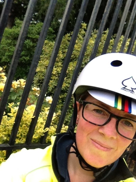 Helen Pinkerton is fundraising for Macmillan Cancer Support