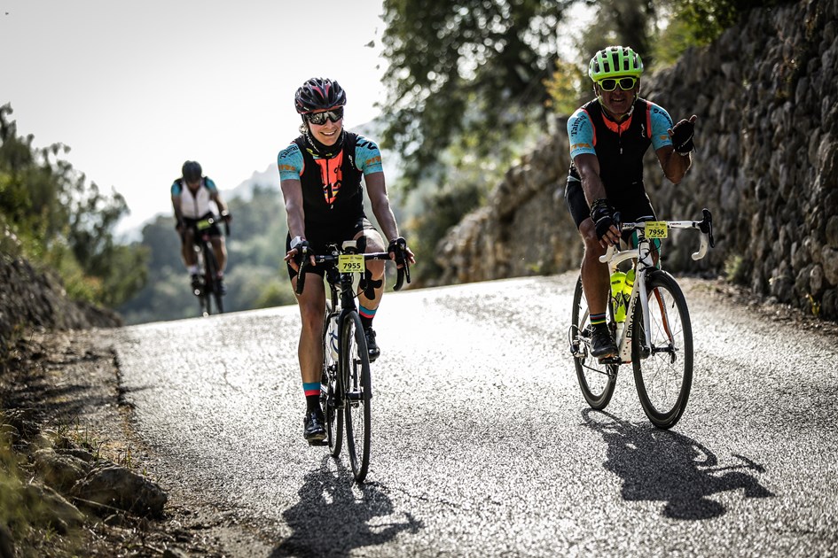 Anna Lindell is fundraising for Plastic Oceans Foundation