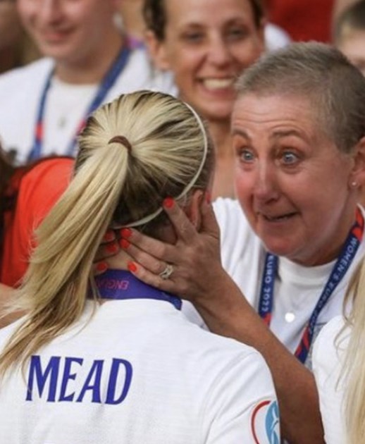 Izzy Richardson is fundraising for Ovarian Cancer Action