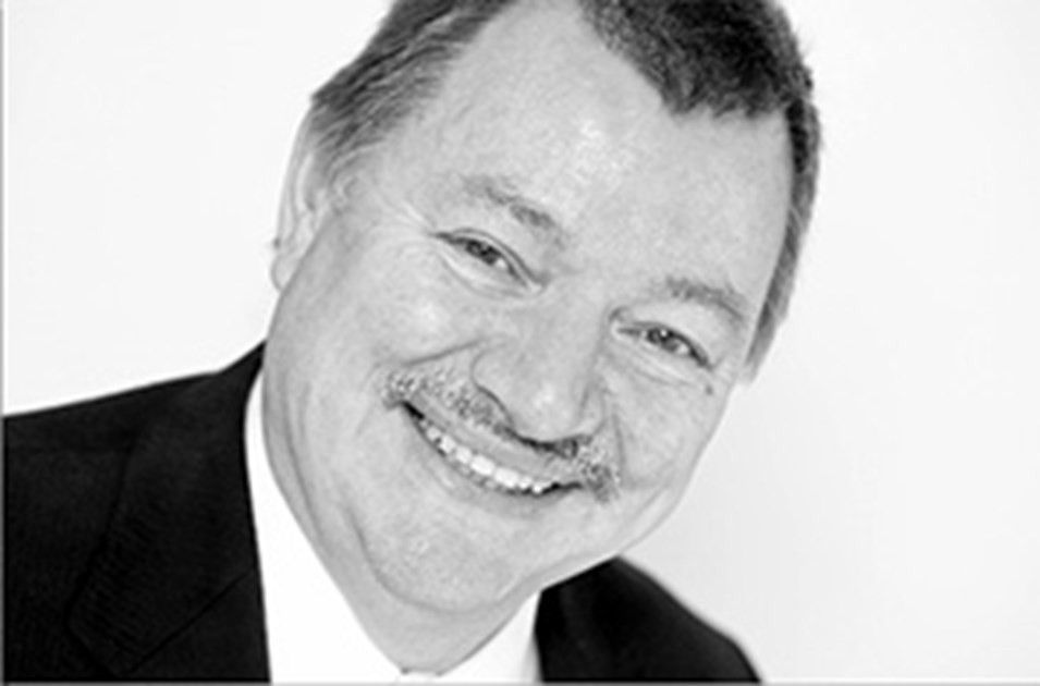 Phil Bateman is fundraising for Breast Cancer Now