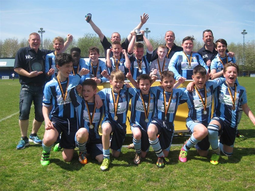 Barming Youth FC and Aylesford School is fundraising for Air Ambulance ...