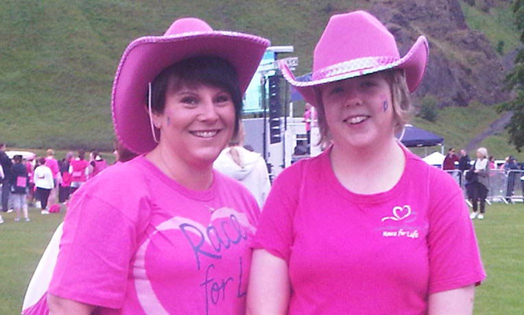 Keri Thornton is fundraising for Cancer Research UK