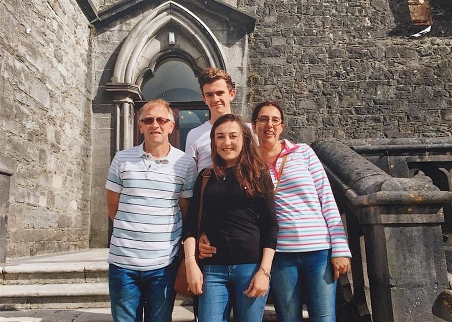 Colleen Wall is fundraising for Dorothy House