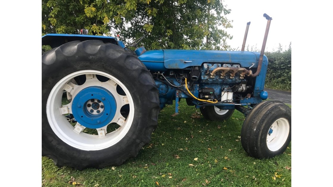 V8 Fordson Super Major Revamp for Eilidhs Trust - JustGiving