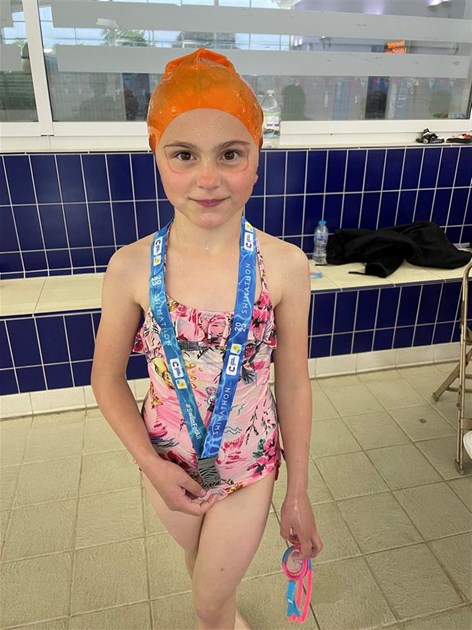 Paige Dykes Is Fundraising For Cancer Research Uk Marie Curie And The
