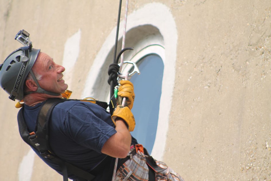 Graham Neville is fundraising for The Seedsowing Network