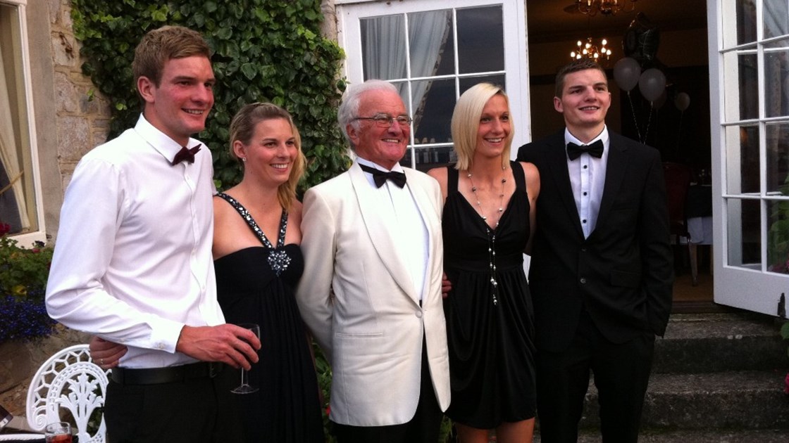 Rhiannon Little is fundraising for Macmillan Cancer Support