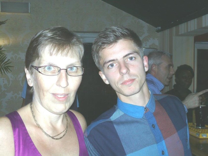 Peter Harrop is fundraising for Cancer Research UK
