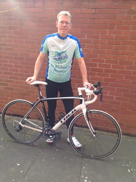 Tom Piotrowski is fundraising for St Richard's Hospice Foundation