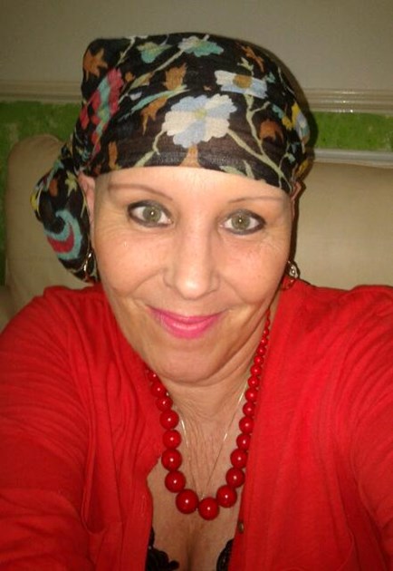Mandy Bradshaw Is Fundraising For Cancer Research Uk