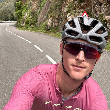 Mark Manton is fundraising for Centrepoint