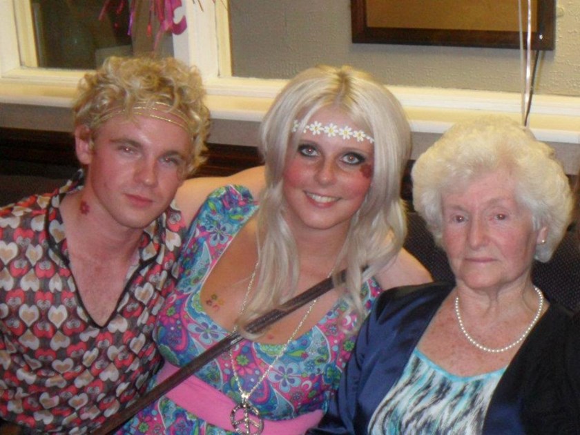 Amy Lofthouse is fundraising for Macmillan Cancer Support