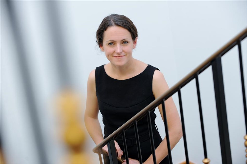 Amanda Batten is fundraising for Contact